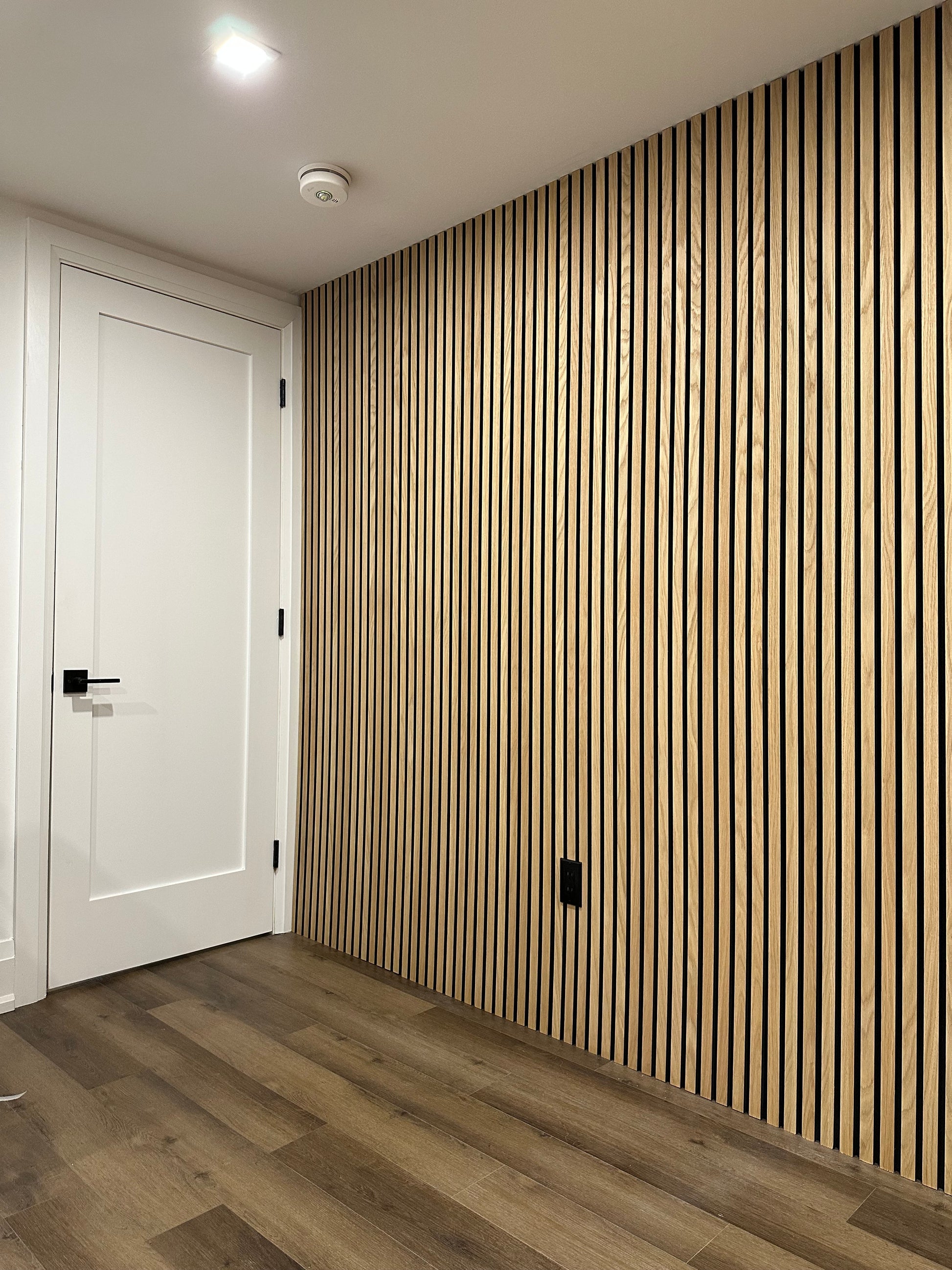 Natural White Oak Wood Slat Wall Panels – VIP Classic Moulding