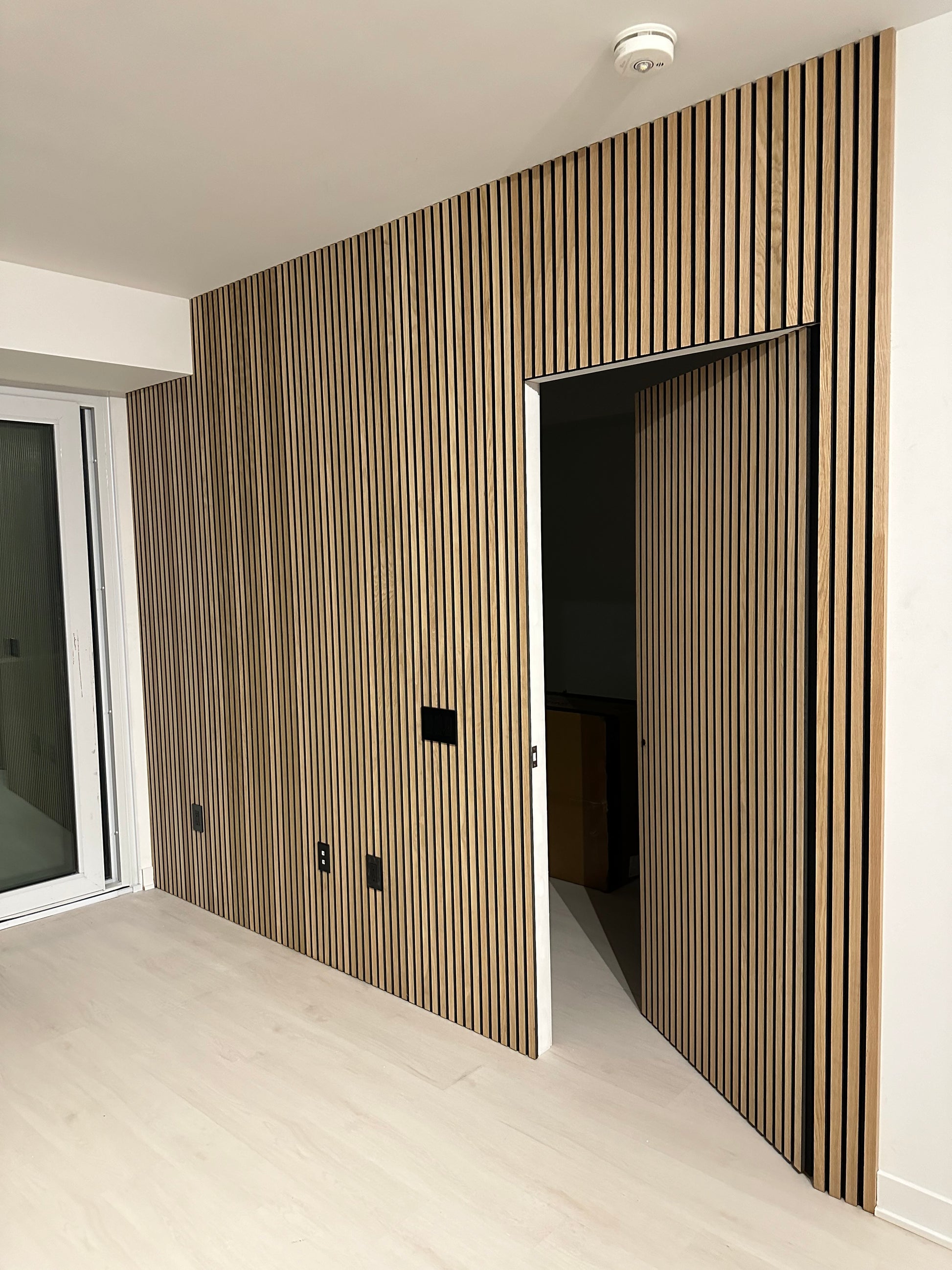 Natural White Oak Wood Slat Wall Panels – VIP Classic Moulding